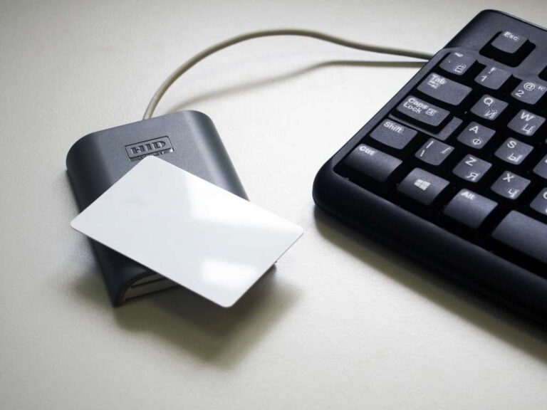 HID Omnikey 5427 CK Gen2 dual frequency reader - Gemcard